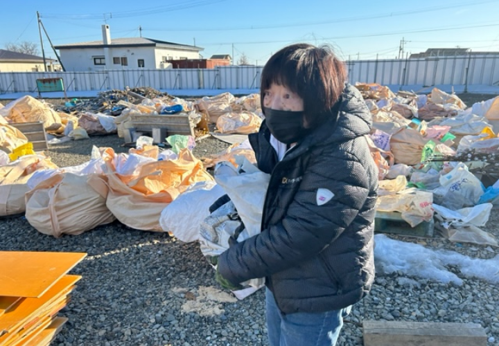 Warning : call_user_func_array() expects parameter 1 to be a valid callback, function 'change ...